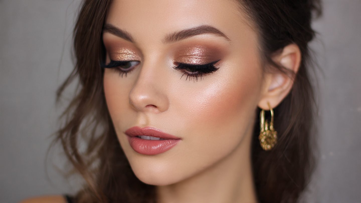 Soft Glam Makeup Ideas for the Office